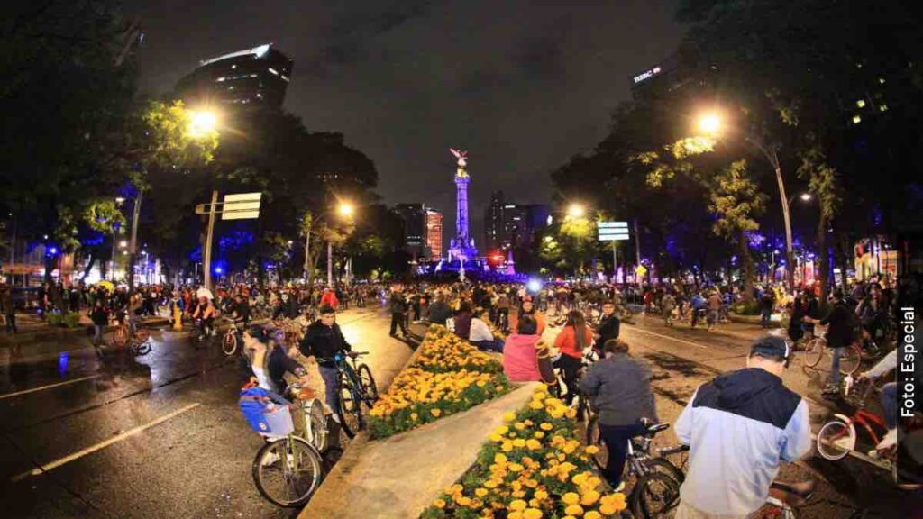 Paseos Nocturnos en Bicicleta 2023